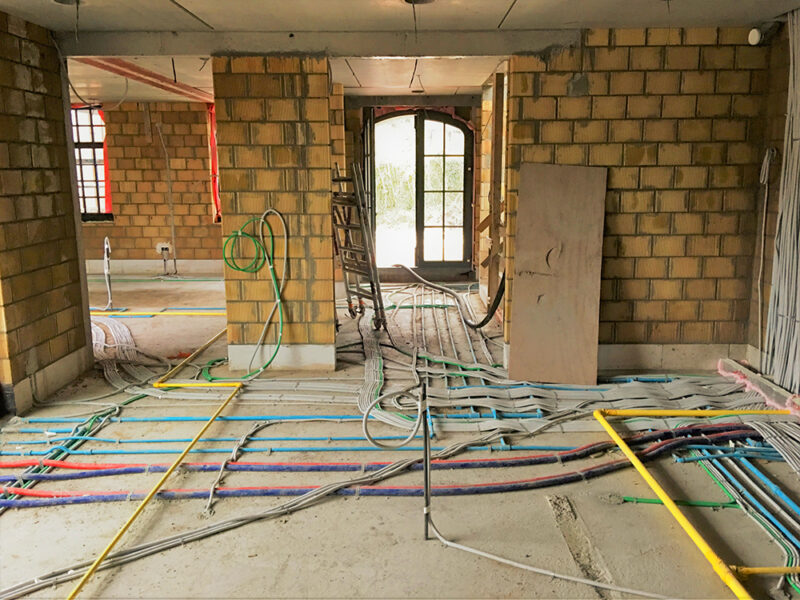 VOLT. Gespecialiseerd in veilige en comfortabele elektrische installaties.